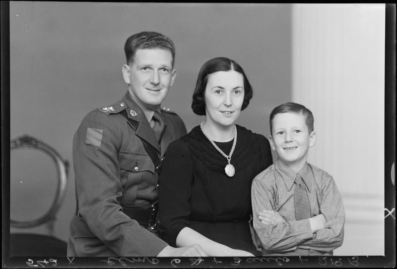 Elms, Family - Puke Ariki