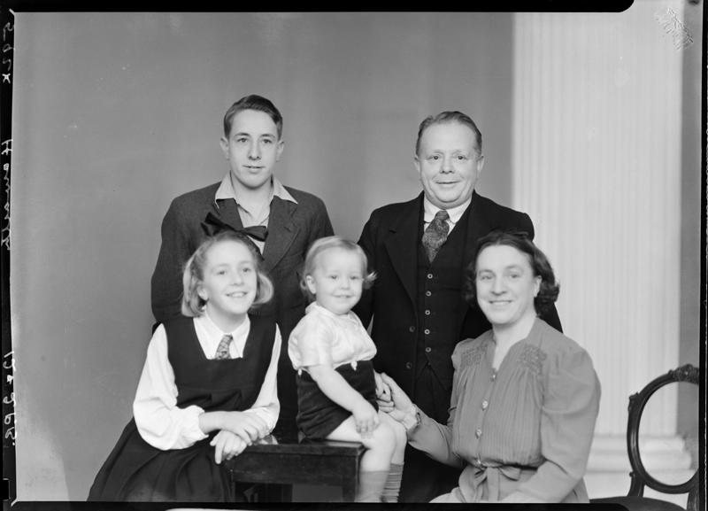 Howarth, Family - Puke Ariki